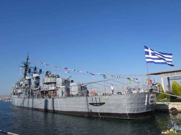 The Beautiful, Iconic, Heroic, and Long Serving Fletcher Class ...